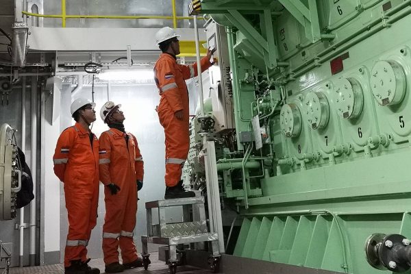 A Guide to Becoming a Successful Marine Ship Engineer – Maritime Education