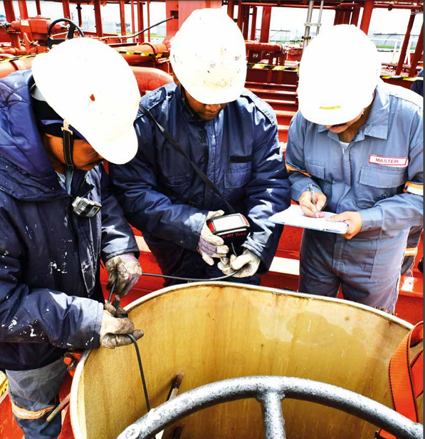 Entering Enclosed Spaces on Ships: A Guide to Safety Onboard – Maritime ...